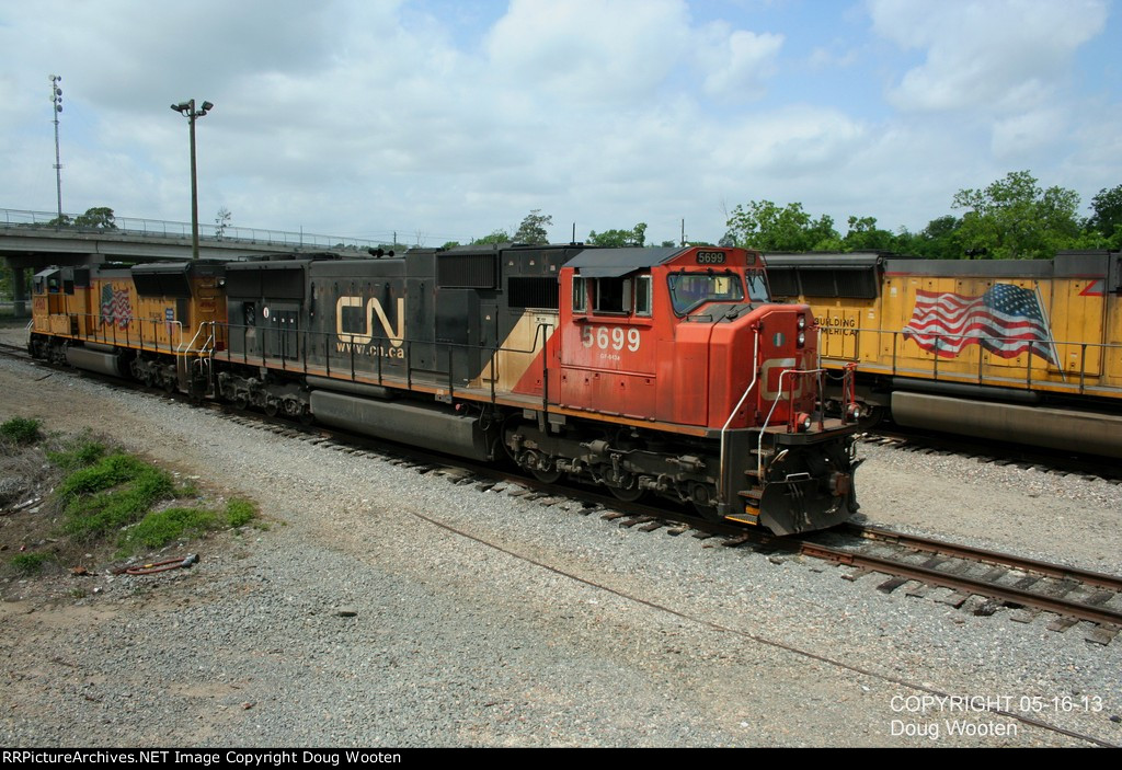 CN 5699